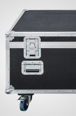 8-Way Chauvet Colorado Batten Q15 Flight Case | NSP Cases